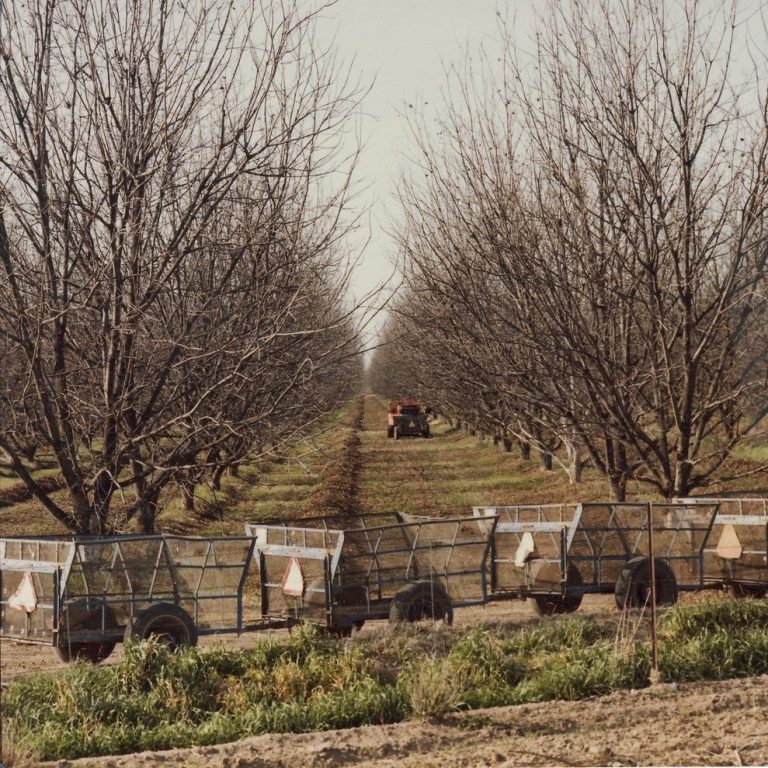 About – Farmers Investment CO